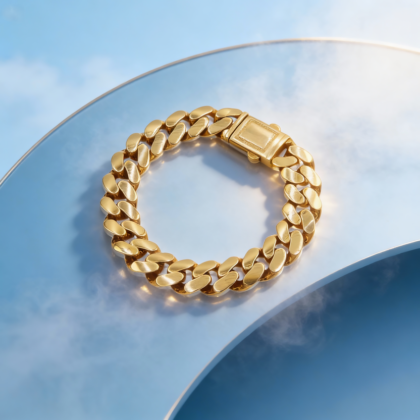 916 Gold Hammered Glow Bangle – Starlight Jewellery